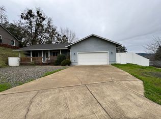 2129 Del Mar Dr, Roseburg, OR 97471 | Zillow