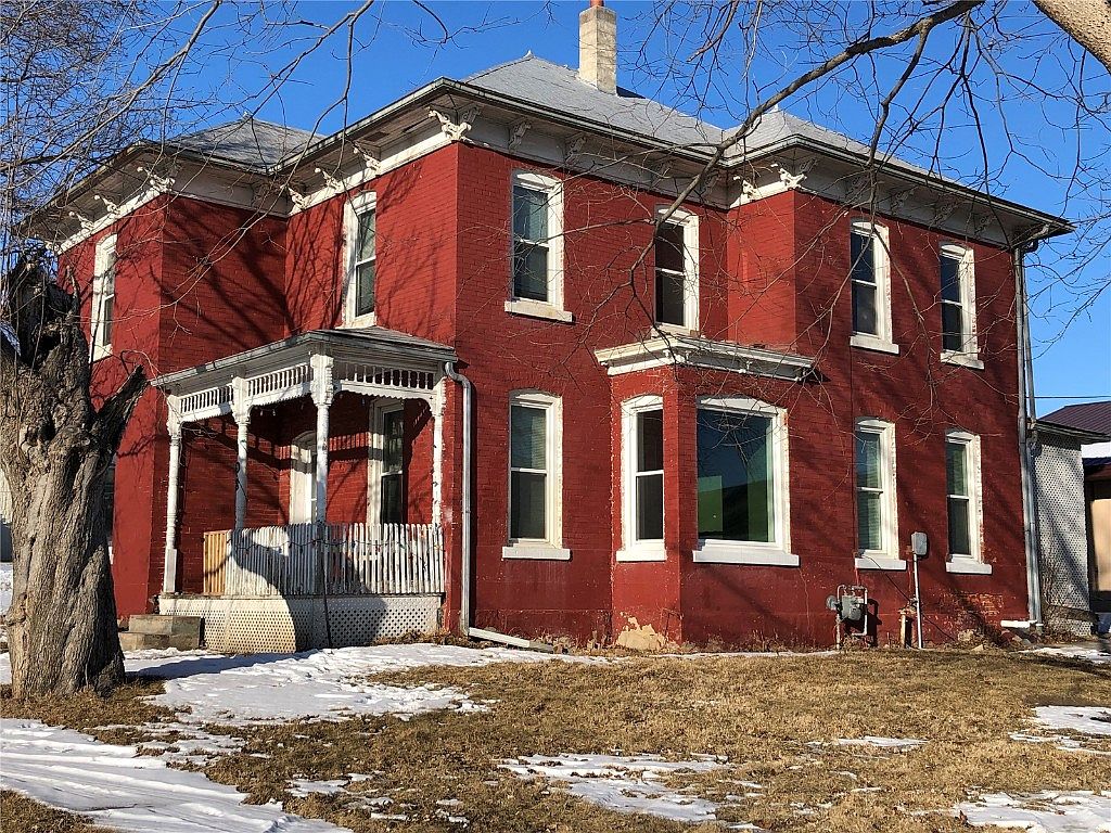 108 Lincoln St, Norway, IA 52318 | Zillow