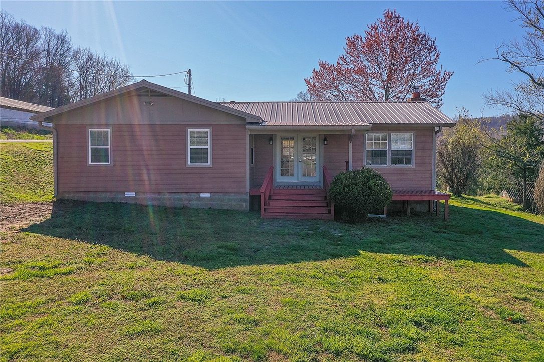 879 Madison, Elkins, AR 72727 | MLS #1271085 | Zillow
