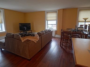 140 Chestnut St APT 314, Springfield, MA 01103 | Zillow