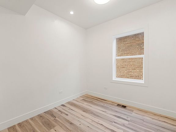 2913 W 38th St #1, Chicago, IL 60632 | Zillow