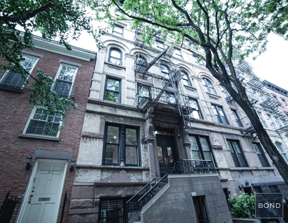 81 Perry Street #1C in West Village, Manhattan | StreetEasy