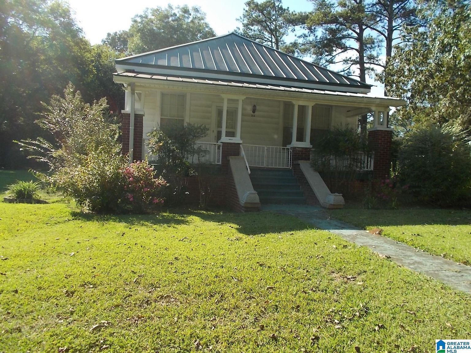 313 2nd St, Docena, AL 35060 | Zillow