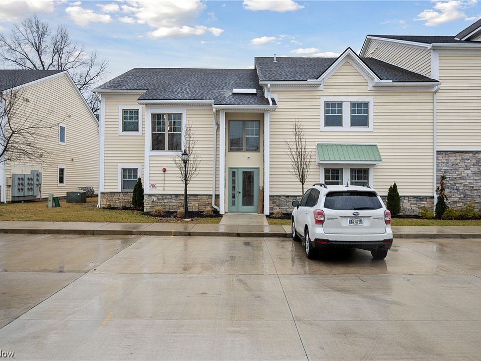5547 Beavercrest Dr #108, Lorain, OH 44053 | Zillow