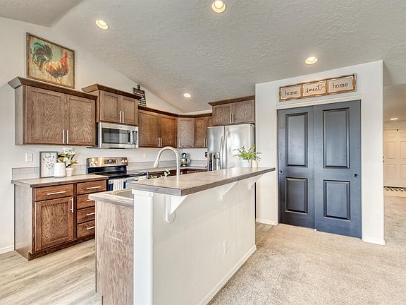 317 Cliff Swallow Ave, Caldwell, ID 83605 | Zillow
