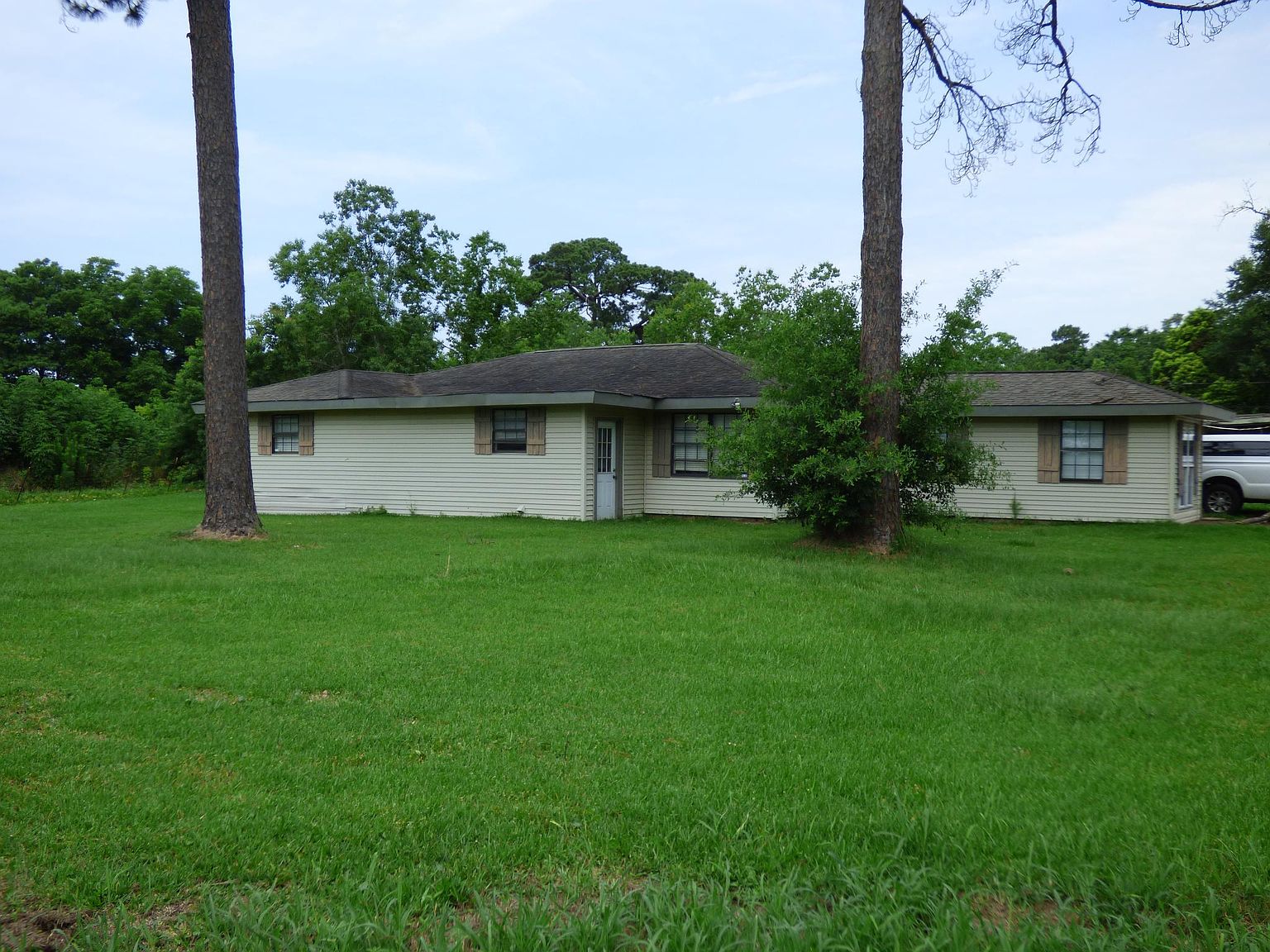 5638 S Patillo Rd, Orange, TX 77630 | Zillow