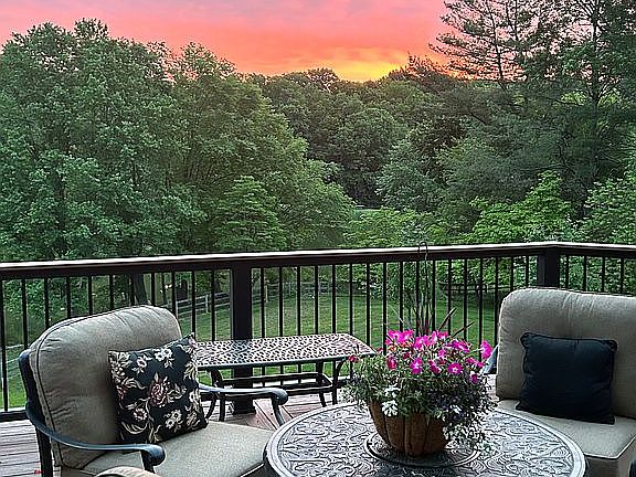 11216 Sorrel Ridge Ln, Oakton, VA 22124 | Zillow