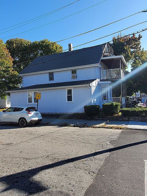 780 Park Ave, Woonsocket, RI 02895 | Zillow