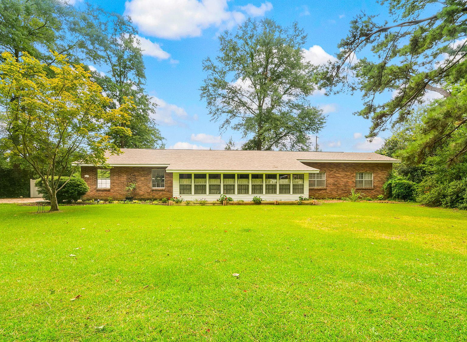 210 Enon Rd, Columbia, MS 39429 | Zillow
