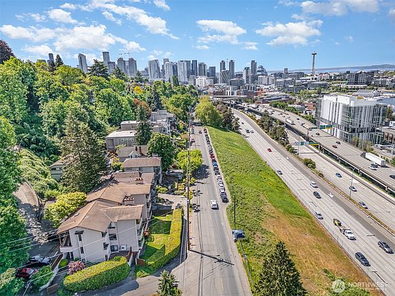 1232 Lakeview Boulevard E #5, Seattle, WA 98102 | Zillow