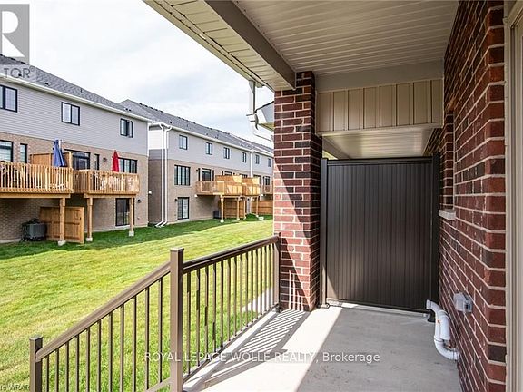 257 Raspberry Pl, Waterloo, ON N2V 0H3 | Zillow