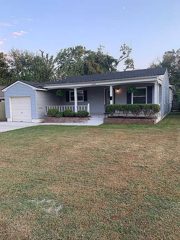 2209 Robison St, Muskogee, OK 74403 | Zillow