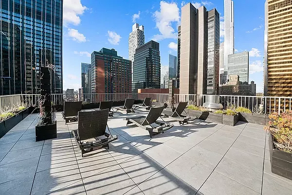 150 West 51st Street #1622 in Midtown, Manhattan | StreetEasy