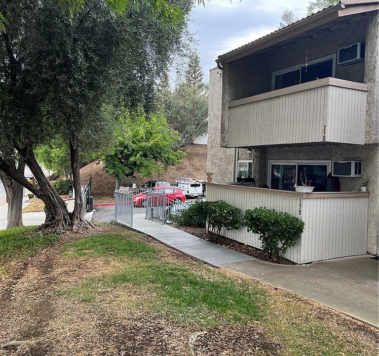 Kanan Road Condominiums - Agoura Hills, CA | Zillow