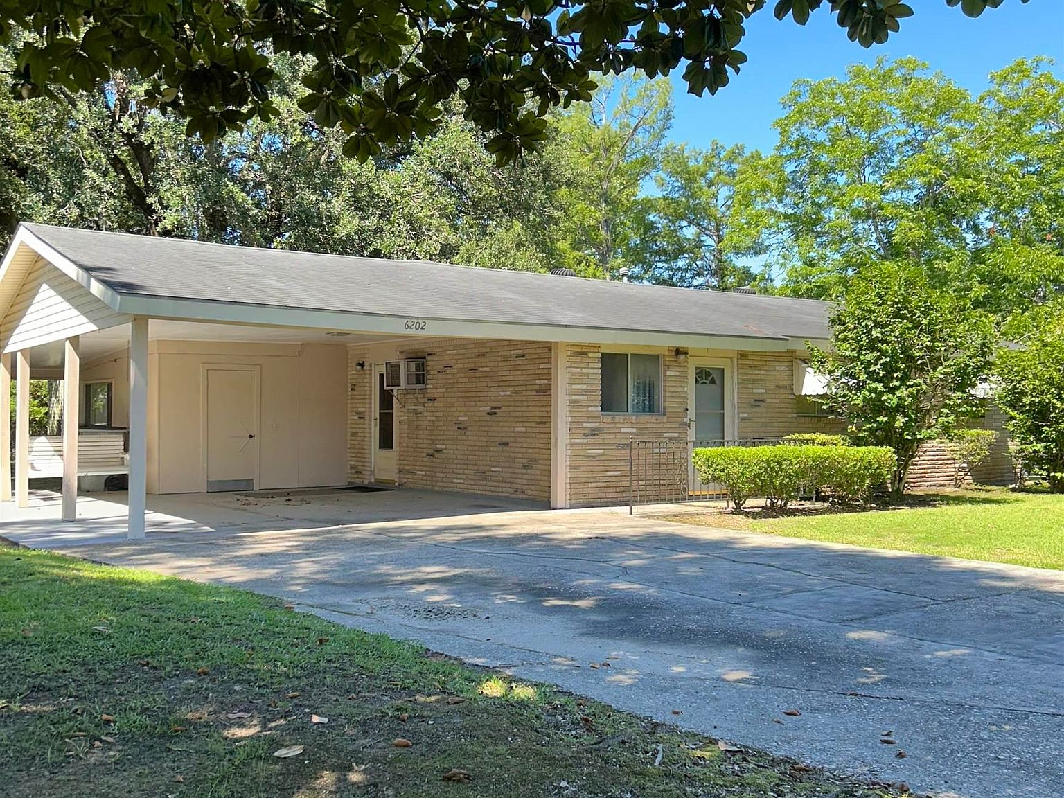 6202 Groom Rd, Baker, LA 70714 | Zillow