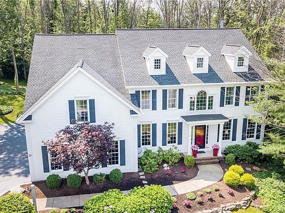 22 Lakeridge Dr S, Orchard Park, NY 14127 | Zillow