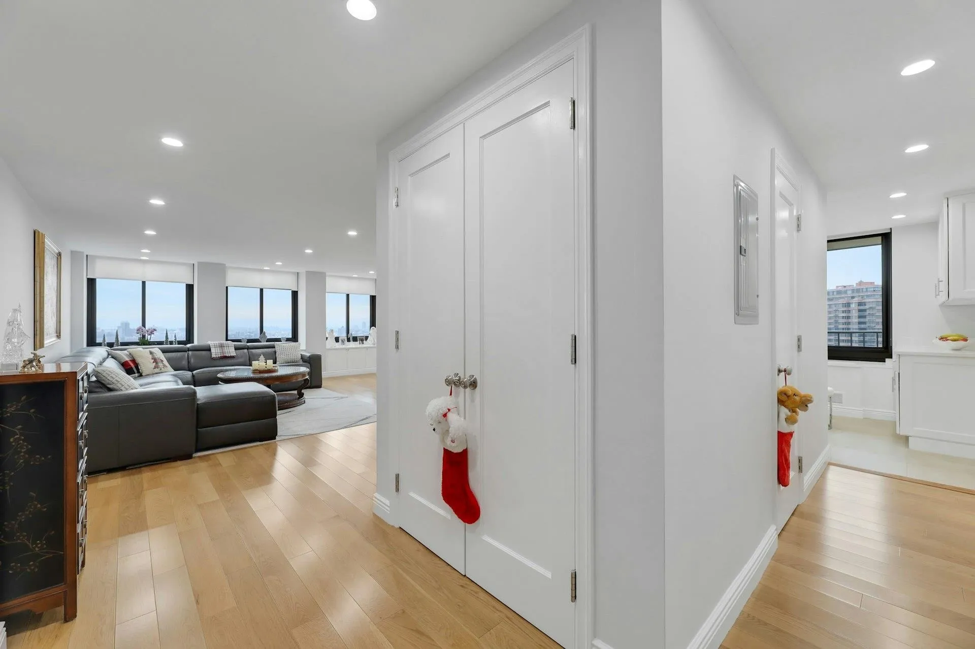 300 Winston Drive #910 in Cliffside Park, New Jersey | StreetEasy