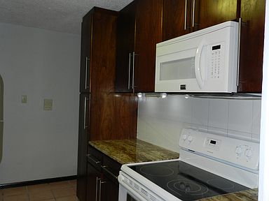 107 Calle Valencia, San Juan, PR 00907 | Zillow