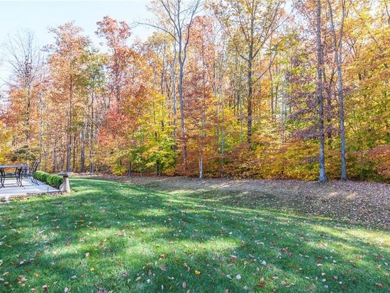 32 Edgemere Dr, Kendall Park, NJ 08824 | Zillow