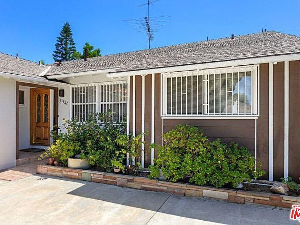 13522 Cantara St, Panorama City, CA 91402 | Zillow