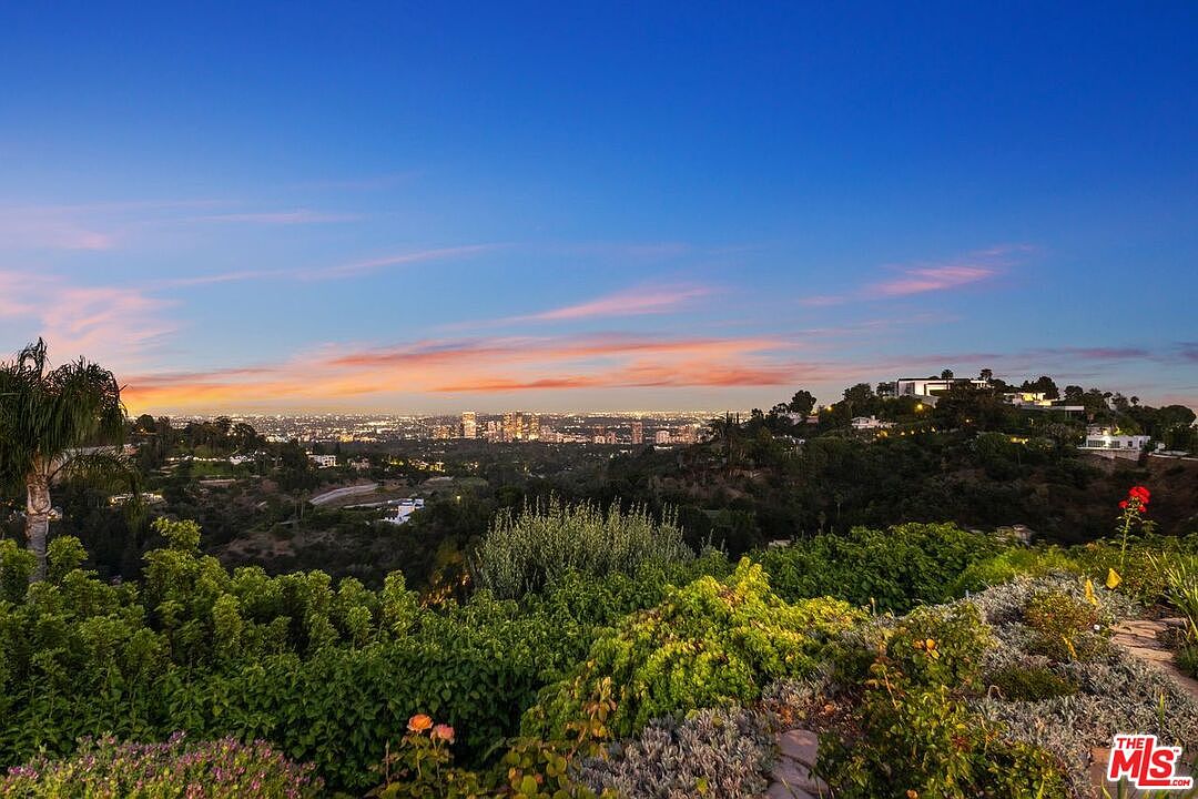 10723 Stradella Ct, Los Angeles, CA 90077 | Zillow