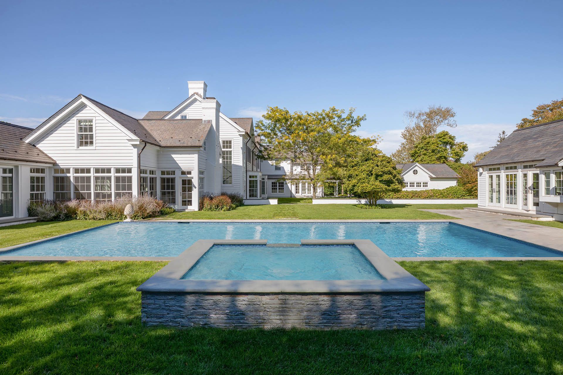 300 Halsey Neck Ln, Southampton, NY 11968 | Out East