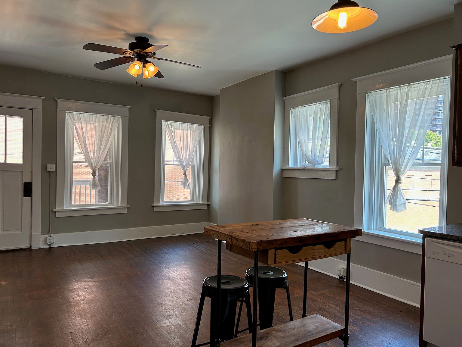 420 E Edwards St, Springfield, IL 62701 | Zillow