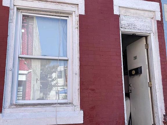 2811 N Mutter St, Philadelphia, PA 19133 | Zillow