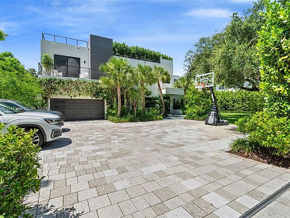 4860 SW 76th St, Miami, FL 33143 | MLS #A11610676 | Zillow