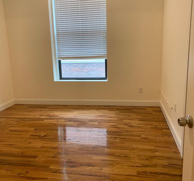 210 Market St Newark NJ | Zillow