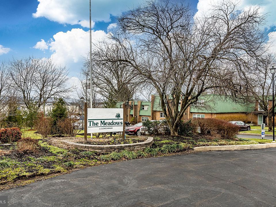 1209 Meadowview Ln #1209, Mont Clare, PA 19453 | Zillow