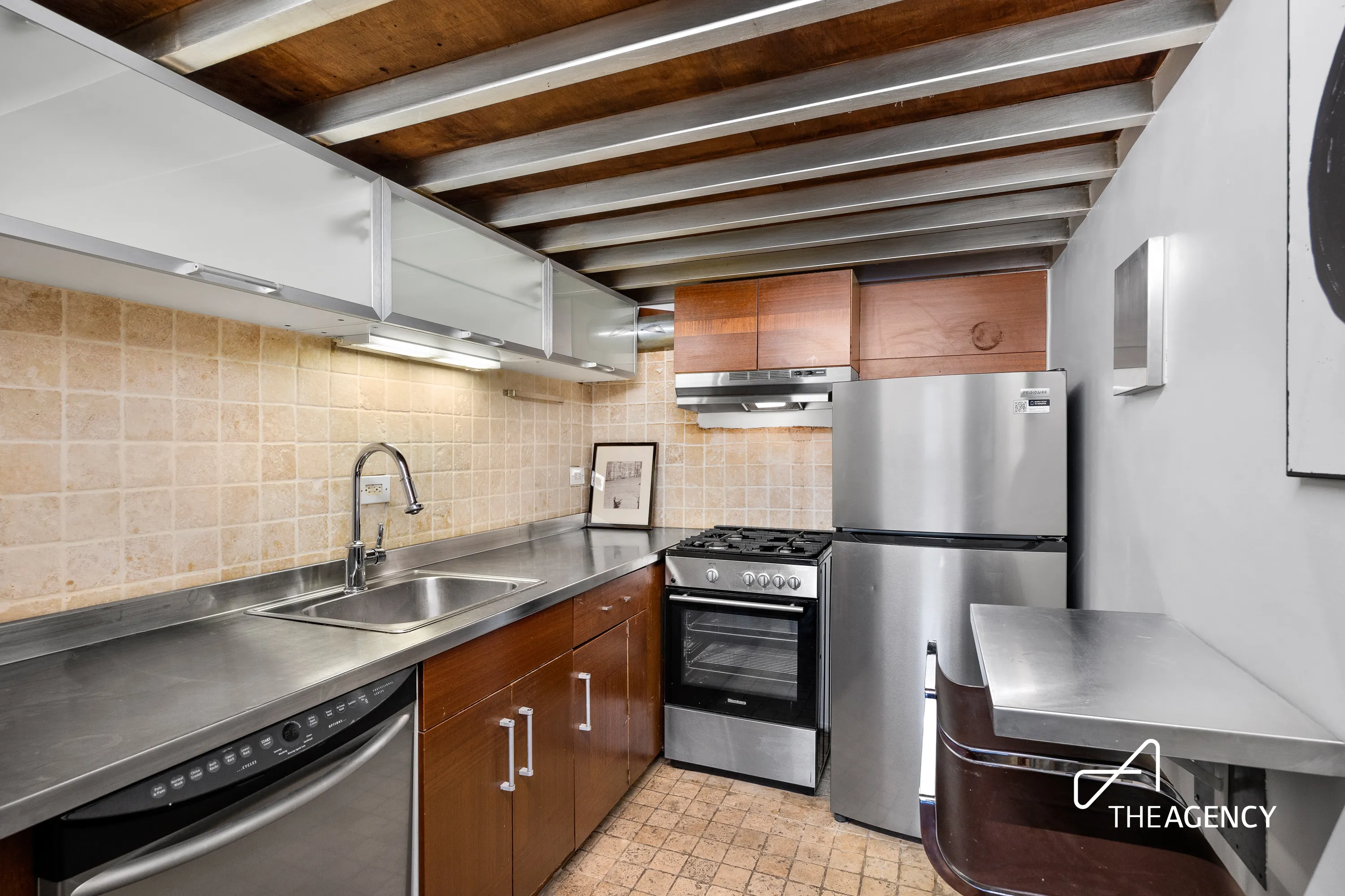 250 Mercer Street #1207B in Greenwich Village, Manhattan | StreetEasy