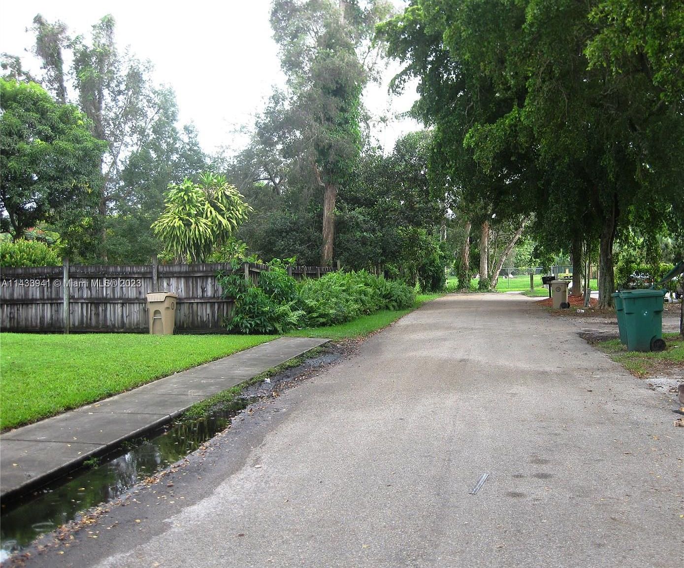 6592 SW 46th St #2, Fort Lauderdale, FL 33314 | Zillow