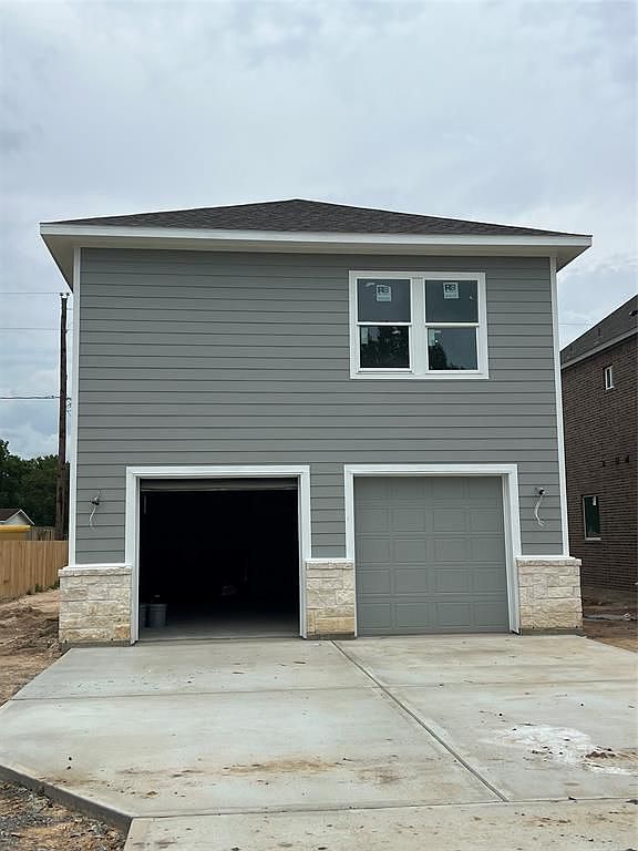 9905 Excaliburs Ct #B, Pearland, TX 77584 | Zillow