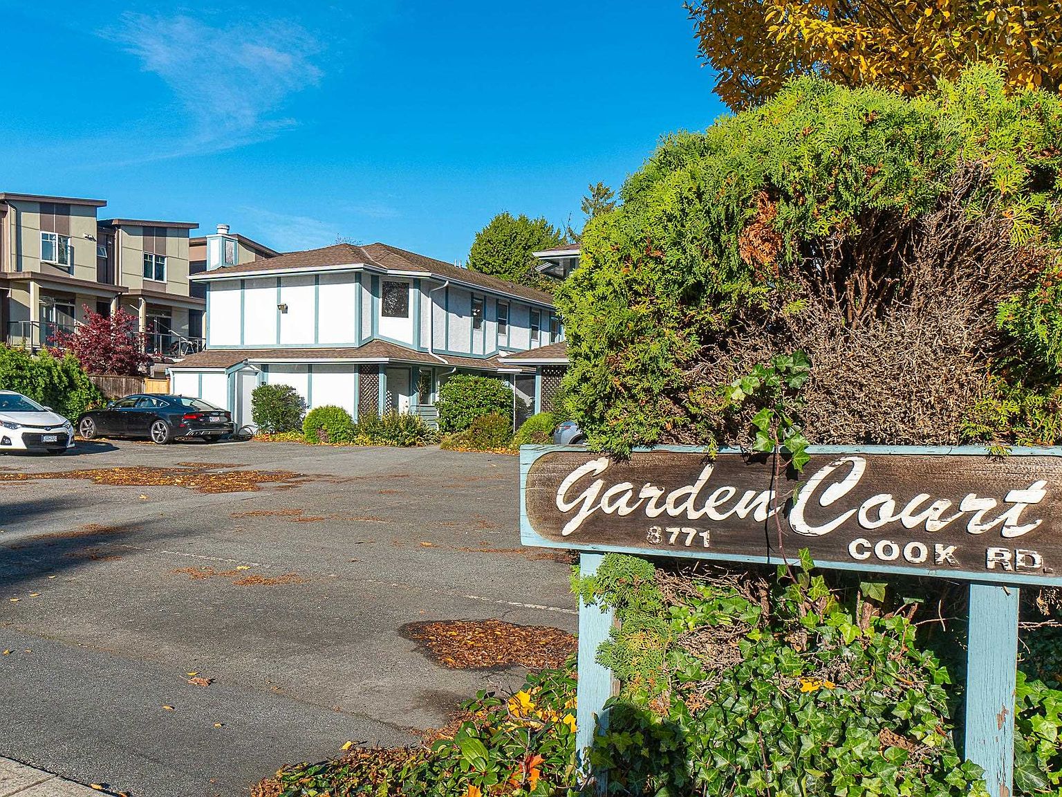 8771 Cook Rd #1, Richmond, BC V6Y 1V8 | MLS #R2942016 | Zillow