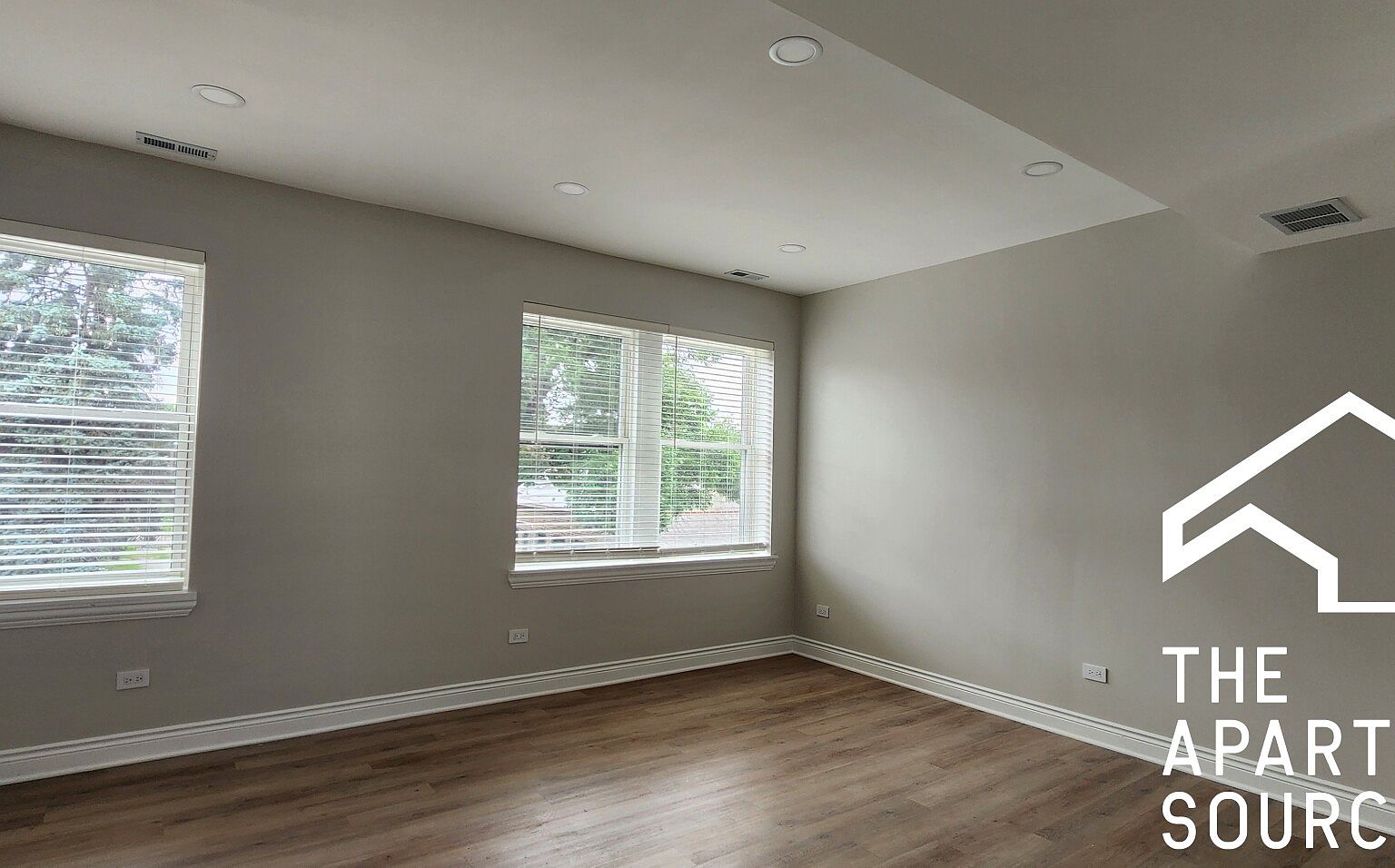 2552 S Central Park Ave #2, Chicago, IL 60623 | Zillow