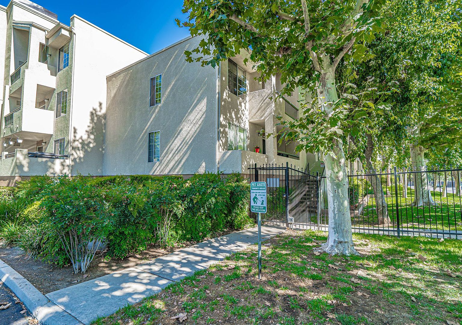 5535 Canoga Ave APT 133, Woodland Hills, CA 91367 | Zillow