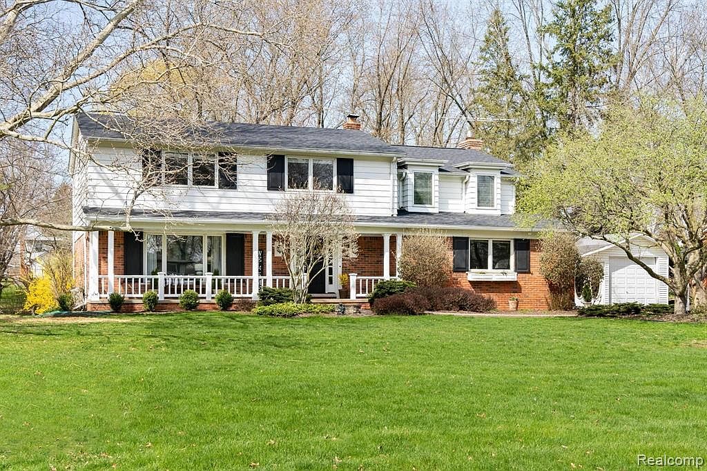 1100 Kingsview Ave, Rochester Hills, MI 48309 | Zillow