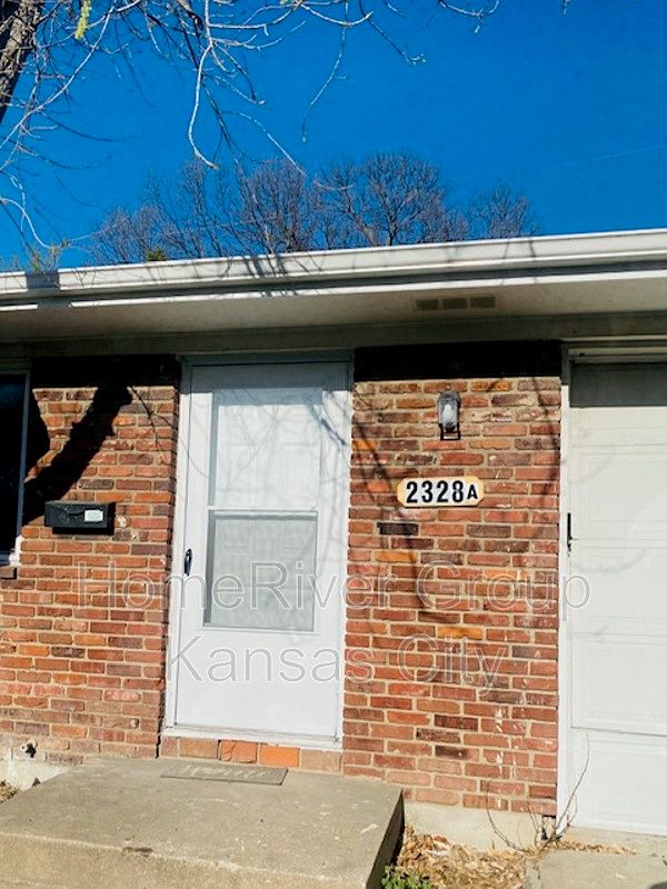 2328 S Grand Ave UNIT A, Independence, MO 64055 | Zillow
