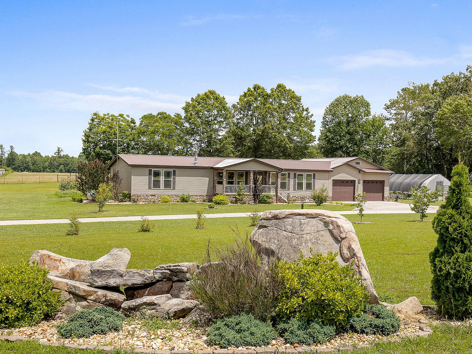 40 County Road 97, Flat Rock, AL 35966 | Zillow