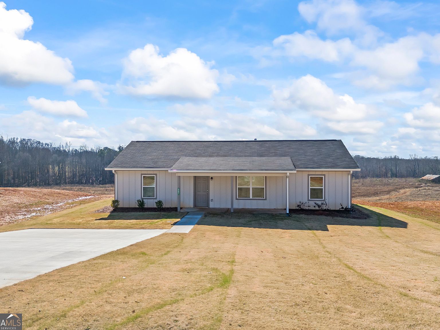 267 W Hendricks St, Bowman, GA 30624 | Zillow