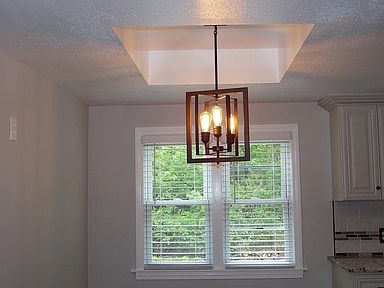 123 Fox Hill Rd, Springfield, MA 01118 | Zillow