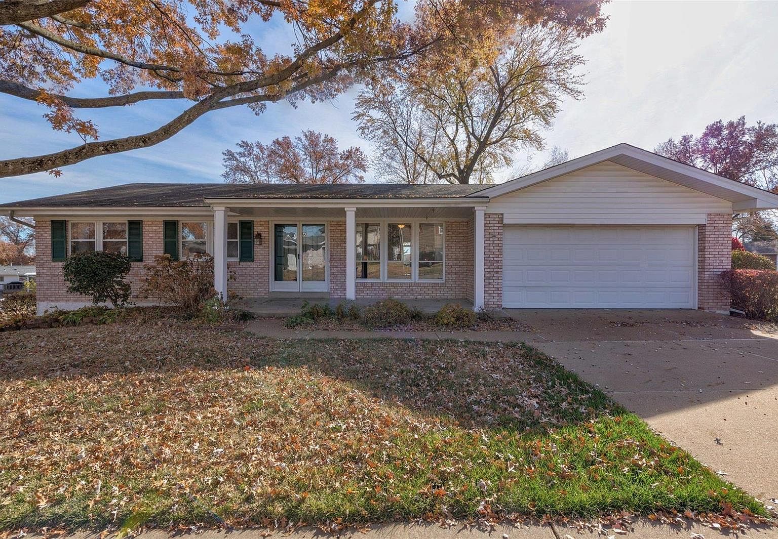 10248 Alpena Dr, Saint Louis, MO 63126 | Zillow