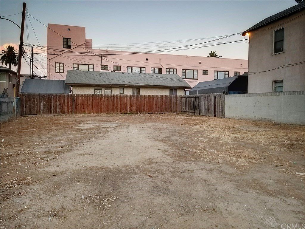 618 Chestnut Ave, Long Beach, CA 90802 | Zillow