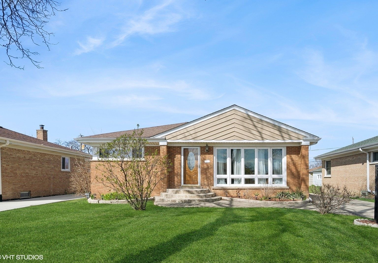 4532 Grace St, Schiller Park, IL 60176 | Zillow