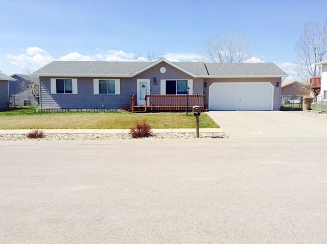 1133 Tinton Ln, Rapid City, SD 57703 | Zillow