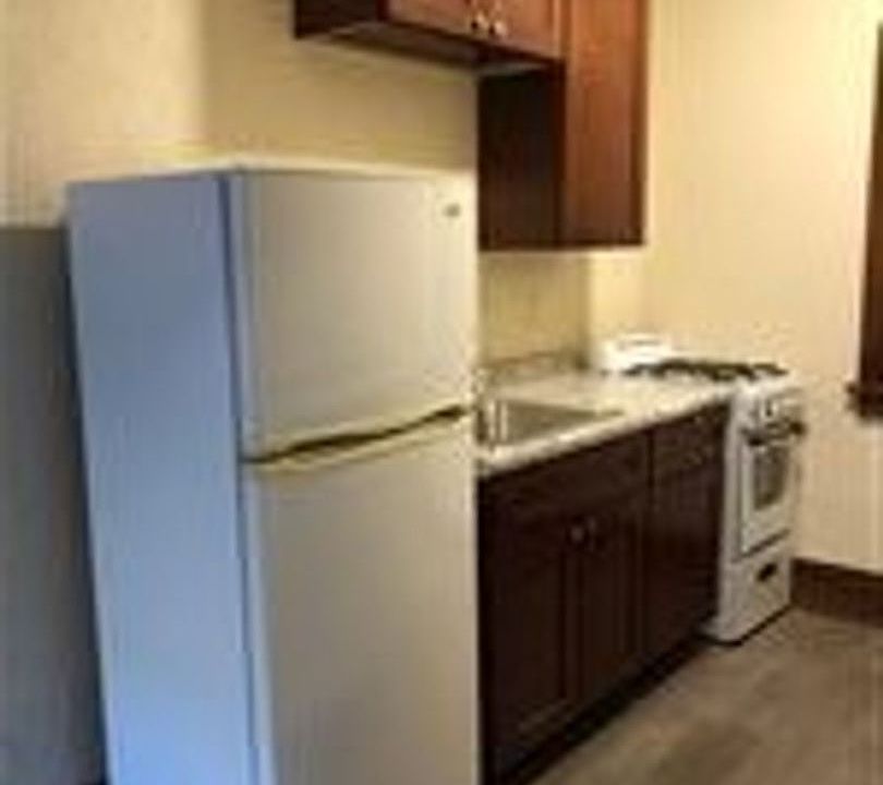 Beloit Apartments - 5324 W Beloit Rd West Milwaukee WI | Zillow