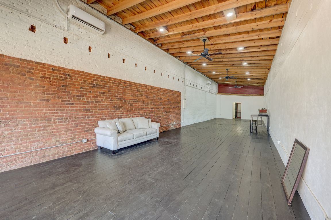 104 E Main St, Rutledge, GA 30663 | MLS #7273542 | Zillow