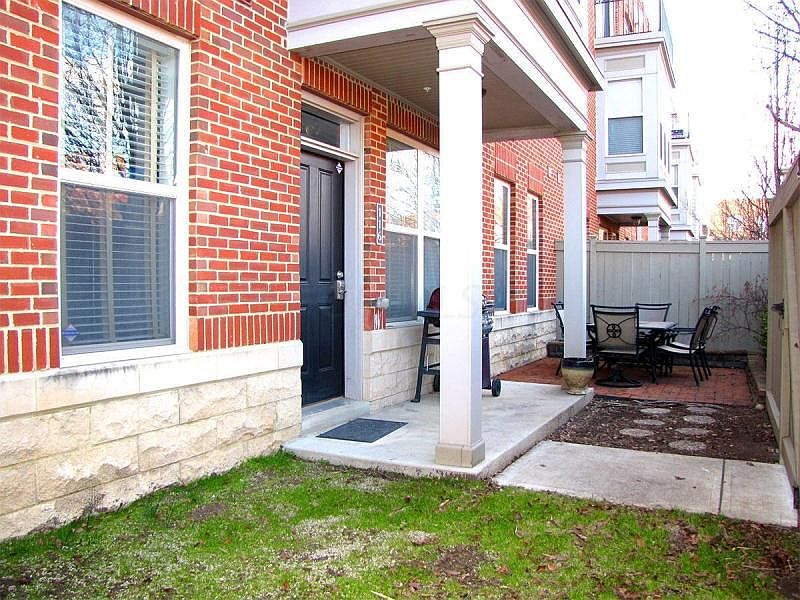 936 Perry St, Columbus, OH 43215 | Zillow