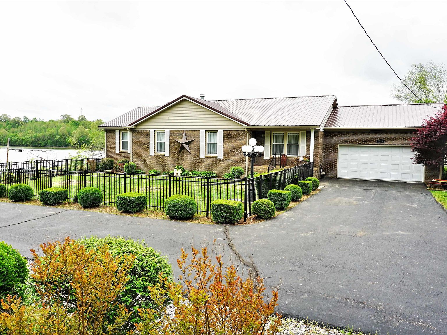 1376 State Route 730 E, Eddyville, KY 42038 | Zillow